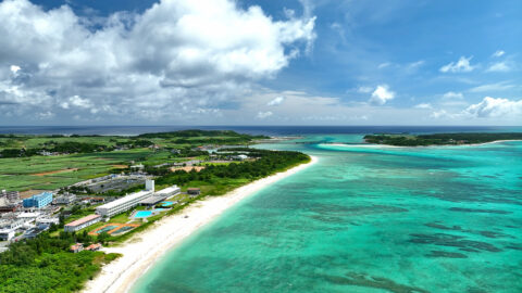 DRONE PLACE 沖縄校 | DRONE PLUS は国土交通省登録講習機関として、国家資格コースと民間資格コースをご用意しております。